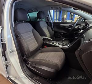 Balts Opel Insignia 2015 Tartu, ar dzinēja tilpumu 2.00 L un nobraukumu 336 tūkst. km par 3990 €, foto 7 vietnē AUTOMOTO.COM.LV