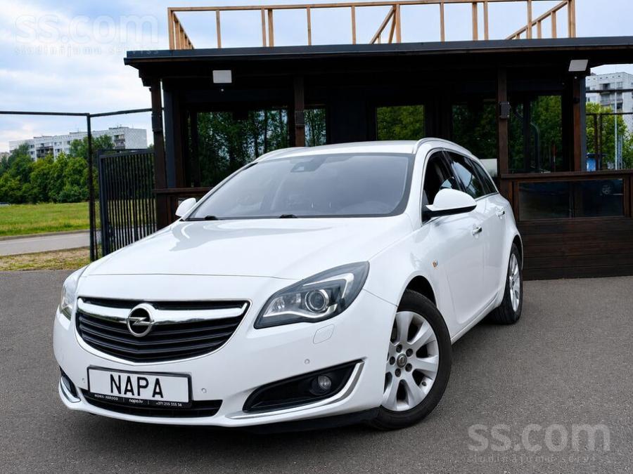 Balts Opel Insignia 2015 Rīga, ar dzinēja tilpumu 2.00 L un nobraukumu 264 tūkst. km par 5390 €, foto 1 vietnē AUTOMOTO.COM.LV