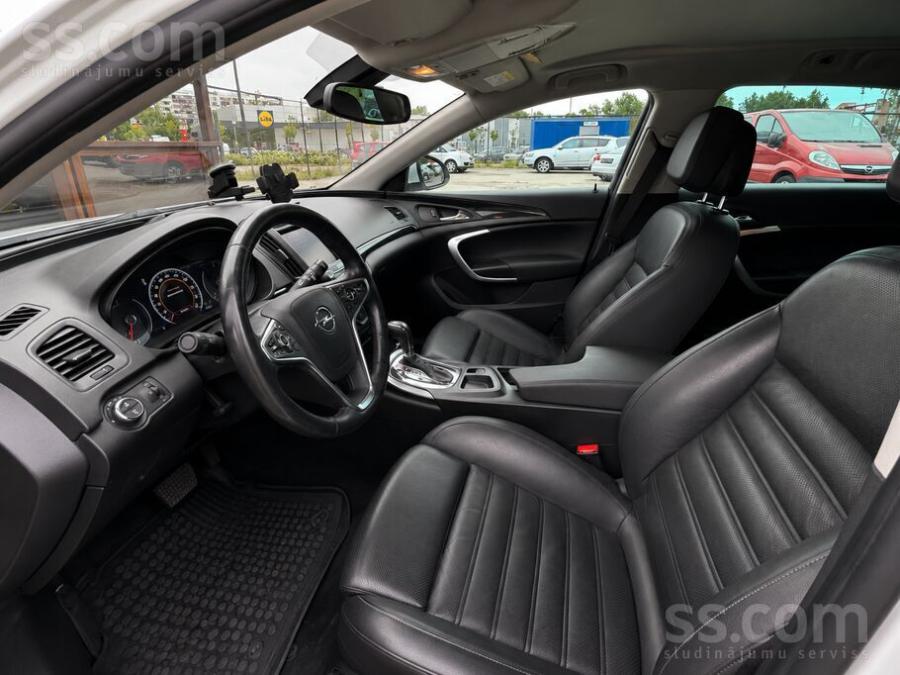 Balts Opel Insignia 2015 Rīga, ar dzinēja tilpumu 2.00 L un nobraukumu 264 tūkst. km par 5390 €, foto 12 vietnē AUTOMOTO.COM.LV