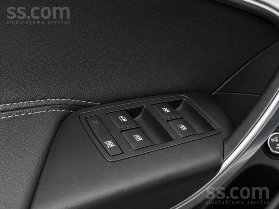 Balts Opel Insignia 2015 Rīga, ar dzinēja tilpumu 2.00 L un nobraukumu 264 tūkst. km par 5390 €, foto 15 vietnē AUTOMOTO.COM.LV