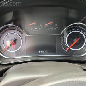 Balts Opel Insignia 2015 Rīga, ar dzinēja tilpumu 2.00 L un nobraukumu 247 tūkst. km par 6250 €, foto 13 vietnē AUTOMOTO.COM.LV