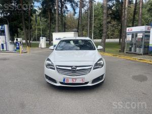 Balts Opel Insignia 2015 Rīga, ar dzinēja tilpumu 2.00 L un nobraukumu 247 tūkst. km par 5500 €, foto 4 vietnē AUTOMOTO.COM.LV