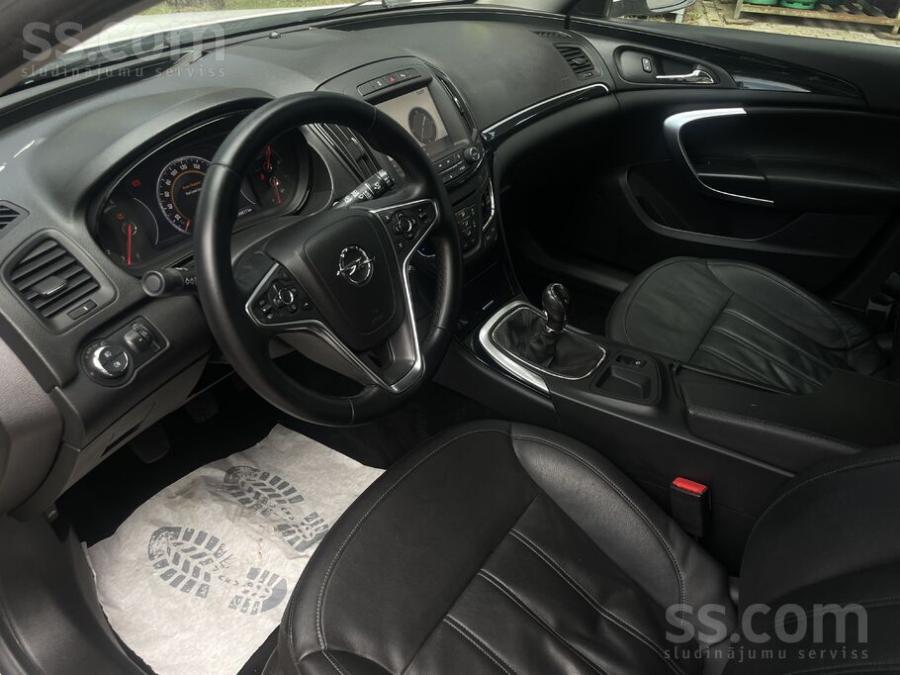 Balts Opel Insignia 2015 Rīga, ar dzinēja tilpumu 2.00 L un nobraukumu 247 tūkst. km par 5500 €, foto 10 vietnē AUTOMOTO.COM.LV