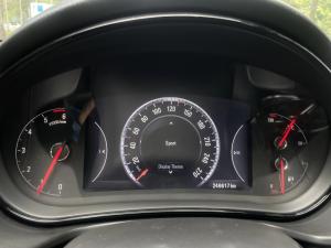 White Opel Insignia 2015 in Riga, with an engine capacity of 2.00 L and mileage of 247 thousand km for 5900 €, photo 13 on AUTOMOTO.COM.LV