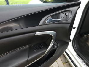 Balts Opel Insignia 2015 Rīga, ar dzinēja tilpumu 2.00 L un nobraukumu 222 tūkst. km par 7600 €, foto 30 vietnē AUTOMOTO.COM.LV