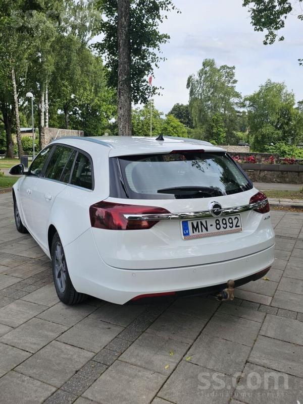 Balts Opel Insignia 2015 Ogre, ar dzinēja tilpumu 2.00 L un nobraukumu 0 tūkst. km par 4990 €, foto 3 vietnē AUTOMOTO.COM.LV
