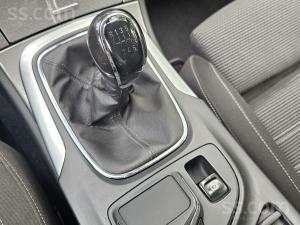 White Opel Insignia 2015 in Ogre, with an engine capacity of 2.00 L and mileage of 0 thousand km for 4990 €, photo 15 on AUTOMOTO.COM.LV
