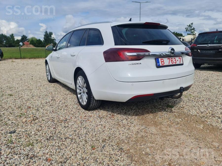 Balts Opel Insignia 2015 Cēsis, ar dzinēja tilpumu 1.60 L un nobraukumu 288 tūkst. km par 5200 €, foto 4 vietnē AUTOMOTO.COM.LV