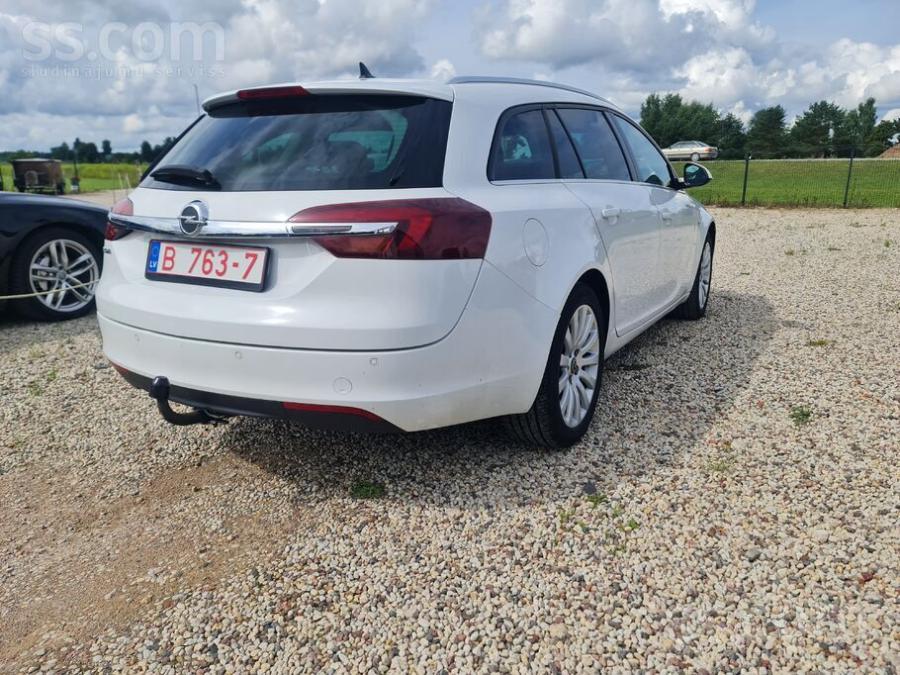 Balts Opel Insignia 2015 Cēsis, ar dzinēja tilpumu 1.60 L un nobraukumu 288 tūkst. km par 5200 €, foto 5 vietnē AUTOMOTO.COM.LV