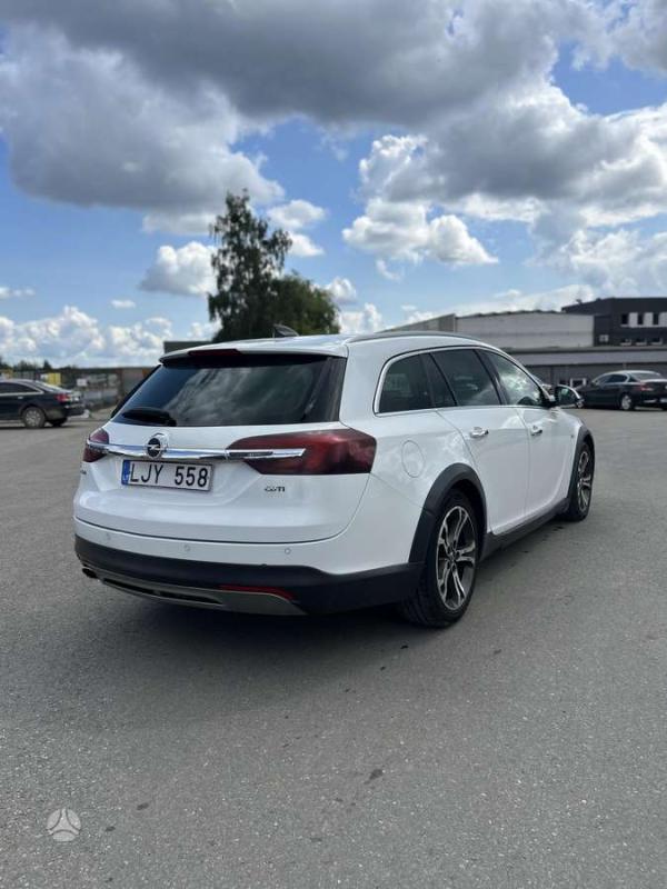 Balts Opel Insignia 2015 Kauņa, ar dzinēja tilpumu 1.96 L un nobraukumu 284 tūkst. km par 4350 €, foto 6 vietnē AUTOMOTO.COM.LV
