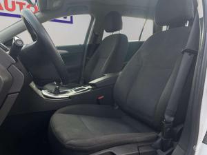 Balts Opel Insignia 2015 Klaipėda, ar dzinēja tilpumu 2.00 L un nobraukumu 301 tūkst. km par 5499 €, foto 14 vietnē AUTOMOTO.COM.LV