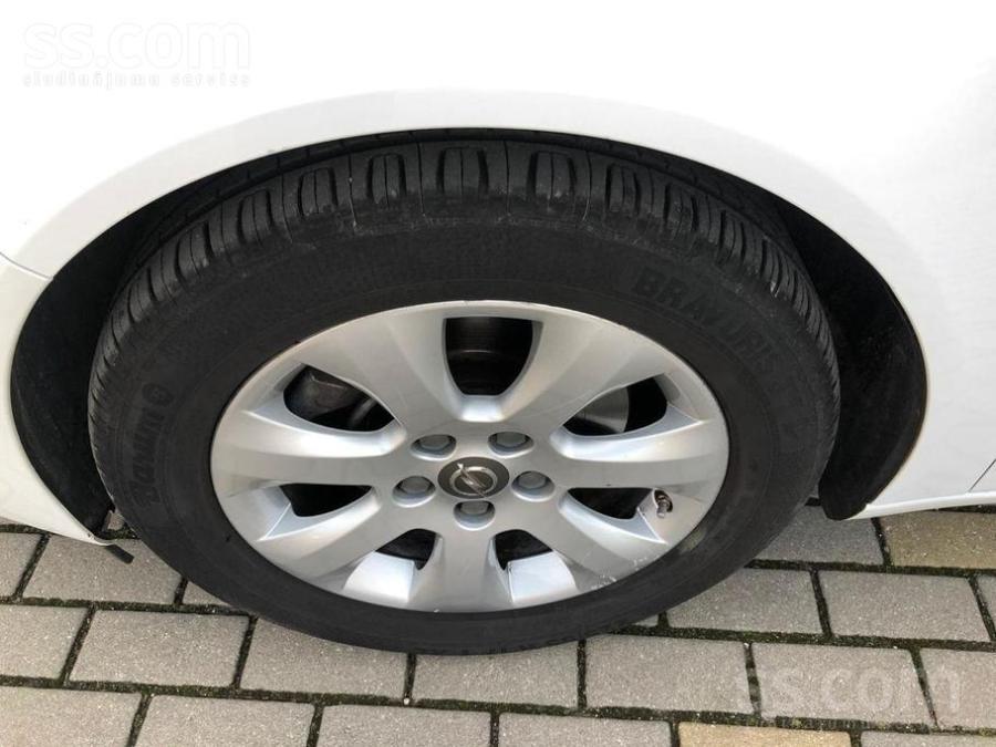 Balts Opel Insignia 2015 Talsi, ar dzinēja tilpumu 2.00 L un nobraukumu 276 tūkst. km par 7470 €, foto 11 vietnē AUTOMOTO.COM.LV
