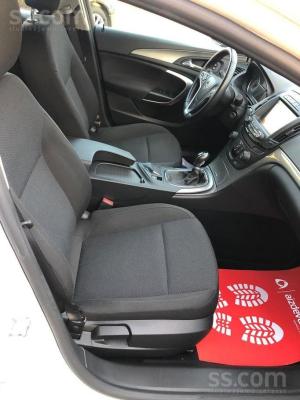 Balts Opel Insignia 2015 Talsi, ar dzinēja tilpumu 2.00 L un nobraukumu 276 tūkst. km par 7470 €, foto 17 vietnē AUTOMOTO.COM.LV