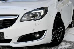 Balts Opel Insignia 2016 Kretinga, ar dzinēja tilpumu 1.96 L un nobraukumu 203 tūkst. km par 6999 €, foto 5 vietnē AUTOMOTO.COM.LV