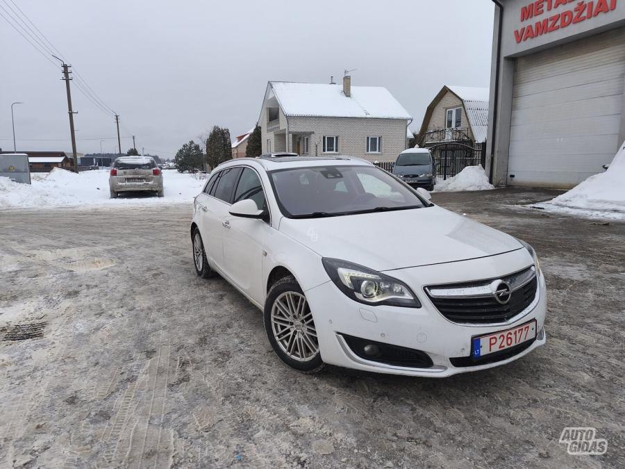 White Opel Insignia 2016 in Jurbarkas, with an engine capacity of 1.60 L and mileage of 242 thousand km for 4700 €, photo 1 on AUTOMOTO.COM.LV