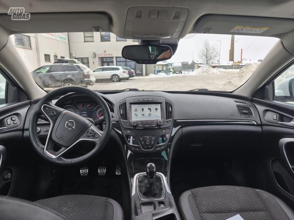 White Opel Insignia 2016 in Jurbarkas, with an engine capacity of 1.60 L and mileage of 242 thousand km for 4700 €, photo 10 on AUTOMOTO.COM.LV