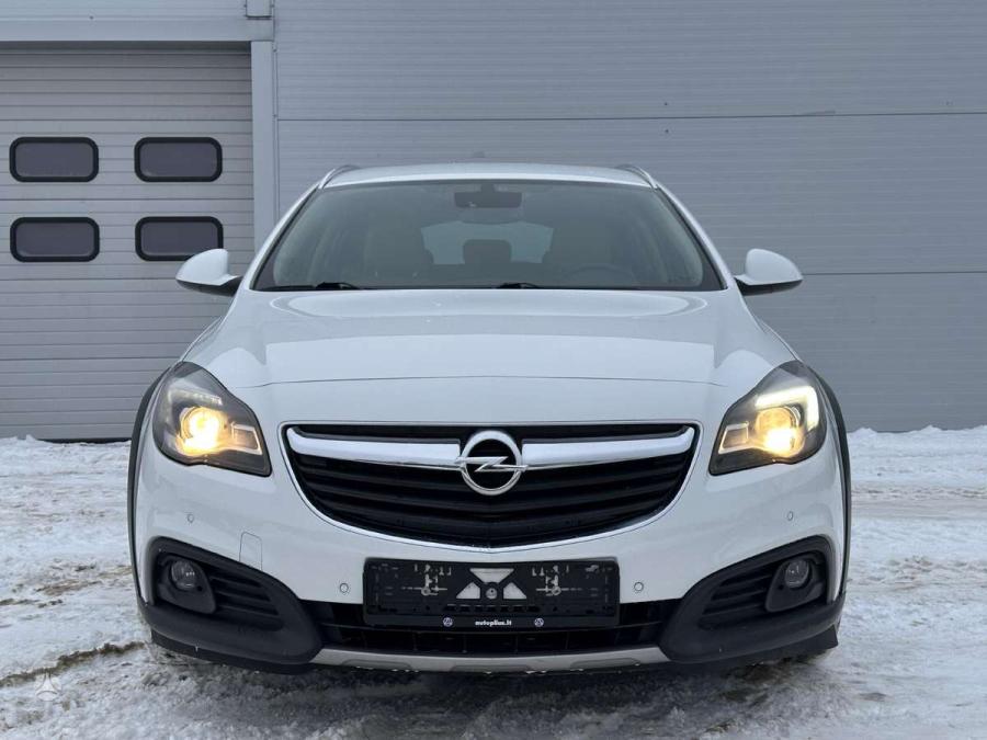 Balts Opel Insignia 2016 Utena, ar dzinēja tilpumu 1.96 L un nobraukumu 252 tūkst. km par 6900 €, foto 3 vietnē AUTOMOTO.COM.LV