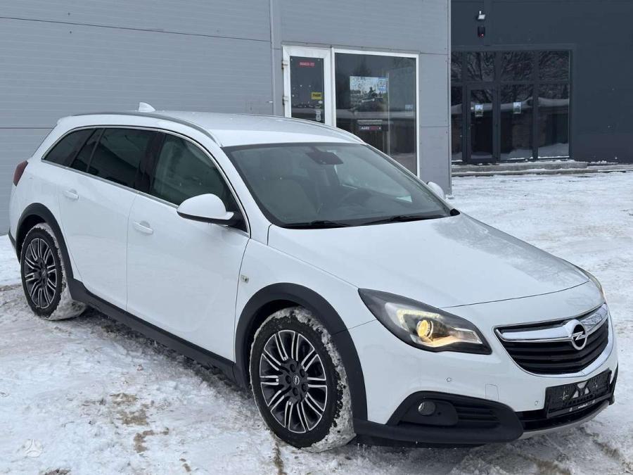 Balts Opel Insignia 2016 Utena, ar dzinēja tilpumu 1.96 L un nobraukumu 252 tūkst. km par 6900 €, foto 4 vietnē AUTOMOTO.COM.LV