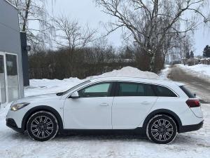 Balts Opel Insignia 2016 Utena, ar dzinēja tilpumu 1.96 L un nobraukumu 252 tūkst. km par 6900 €, foto 9 vietnē AUTOMOTO.COM.LV