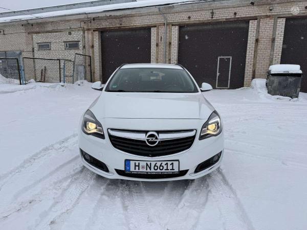 Balts Opel Insignia 2016 Panevēža, ar dzinēja tilpumu 1.60 L un nobraukumu 253 tūkst. km par 6600 €, foto 2 vietnē AUTOMOTO.COM.LV