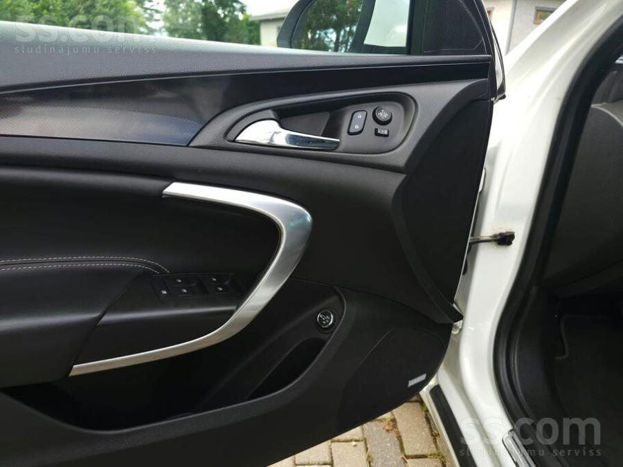 Balts Opel Insignia 2016 Rīga, ar dzinēja tilpumu 2.00 L un nobraukumu 268 tūkst. km par 7600 €, foto 21 vietnē AUTOMOTO.COM.LV