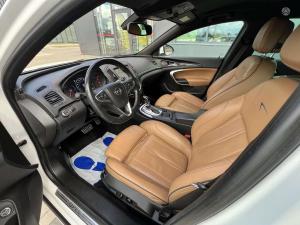 White Opel Insignia 2016 in Siauliai, with an engine capacity of 1.96 L and mileage of 205 thousand km for 7300 €, photo 18 on AUTOMOTO.COM.LV