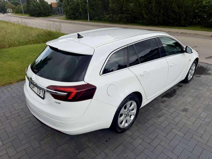 Balts Opel Insignia 2016 Viļņa, ar dzinēja tilpumu 1.96 L un nobraukumu 260 tūkst. km par 4500 €, foto 12 vietnē AUTOMOTO.COM.LV