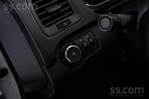 Balts Opel Insignia 2016 Jelgava, ar dzinēja tilpumu 1.60 L un nobraukumu 277 tūkst. km par 6100 €, foto 9 vietnē AUTOMOTO.COM.LV