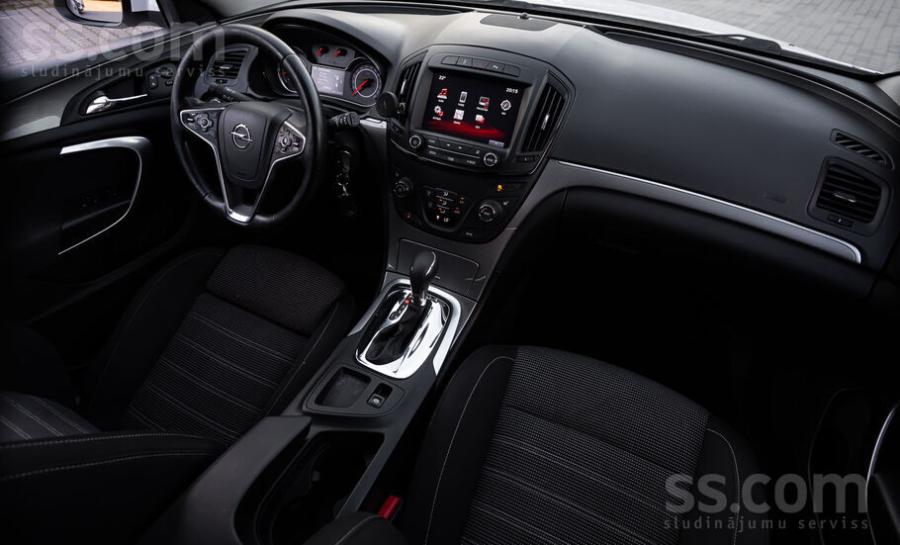 Balts Opel Insignia 2016 Jelgava, ar dzinēja tilpumu 1.60 L un nobraukumu 277 tūkst. km par 6100 €, foto 14 vietnē AUTOMOTO.COM.LV