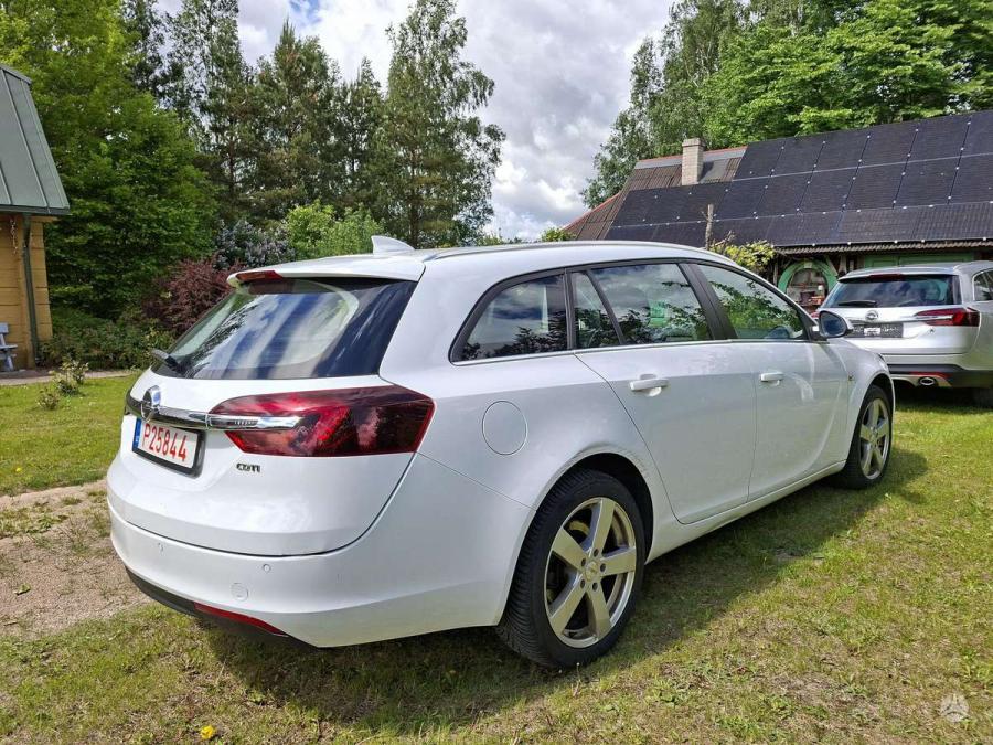Balts Opel Insignia 2016 Viļņa, ar dzinēja tilpumu 2.00 L un nobraukumu 250 tūkst. km par 4200 €, foto 6 vietnē AUTOMOTO.COM.LV