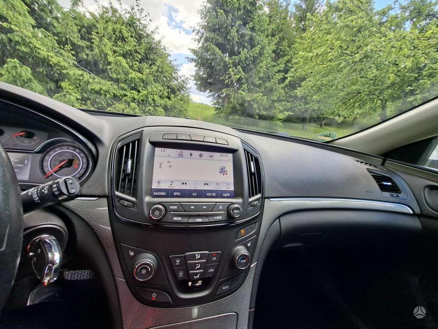 Balts Opel Insignia 2016 Viļņa, ar dzinēja tilpumu 2.00 L un nobraukumu 250 tūkst. km par 4200 €, foto 9 vietnē AUTOMOTO.COM.LV