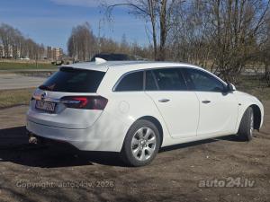 Белый Опель Инсигния 2017 в Таллин, объемом двигателя 2.00 л и пробегом 328 тыс. км за 6990 €, фото 4 на AUTOMOTO.COM.LV