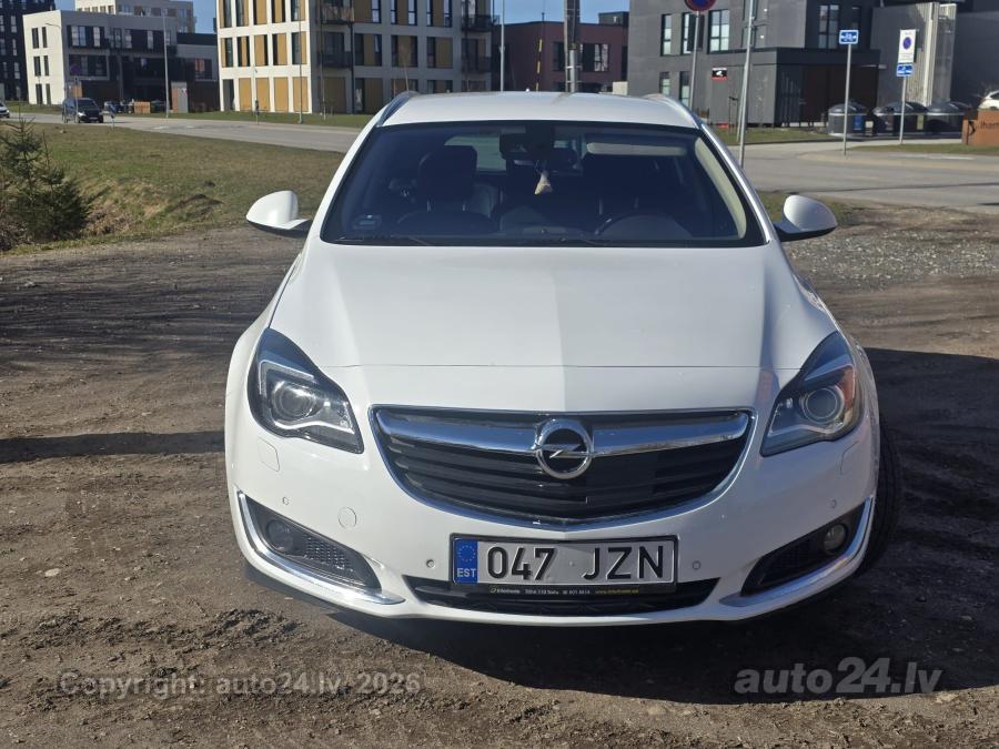 Белый Опель Инсигния 2017 в Таллин, объемом двигателя 2.00 л и пробегом 328 тыс. км за 6990 €, фото 5 на AUTOMOTO.COM.LV