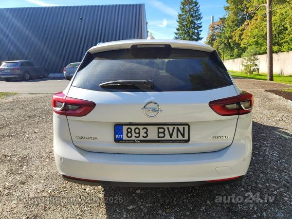 White Opel Insignia 2017 in Tallinn, with an engine capacity of 1.50 L and mileage of 219 thousand km for 10900 €, photo 7 on AUTOMOTO.COM.LV