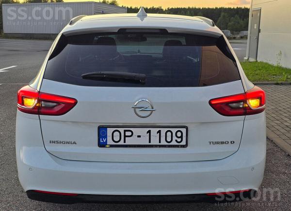Balts Opel Insignia 2017 Rīga, ar dzinēja tilpumu 2.00 L un nobraukumu 200 tūkst. km par 8600 €, foto 7 vietnē AUTOMOTO.COM.LV