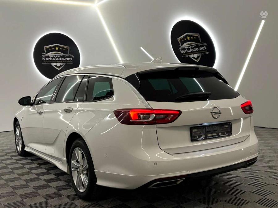 White Opel Insignia 2018 in Marijampole, with an engine capacity of 1.96 L and mileage of 252 thousand km for 13450 €, photo 34 on AUTOMOTO.COM.LV