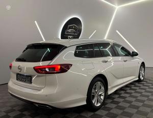 White Opel Insignia 2018 in Marijampole, with an engine capacity of 1.96 L and mileage of 252 thousand km for 13450 €, photo 36 on AUTOMOTO.COM.LV