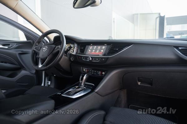 Balts Opel Insignia 2018 Tallina, ar dzinēja tilpumu 2.00 L un nobraukumu 185 tūkst. km par 10999 €, foto 5 vietnē AUTOMOTO.COM.LV