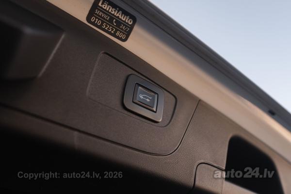Balts Opel Insignia 2018 Tallina, ar dzinēja tilpumu 2.00 L un nobraukumu 185 tūkst. km par 10999 €, foto 9 vietnē AUTOMOTO.COM.LV