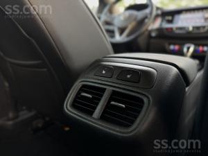 Balts Opel Insignia 2018 Jelgava, ar dzinēja tilpumu 2.00 L un nobraukumu 0 tūkst. km par 7900 €, foto 17 vietnē AUTOMOTO.COM.LV