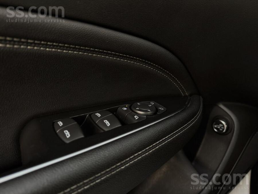 Balts Opel Insignia 2018 Jelgava, ar dzinēja tilpumu 2.00 L un nobraukumu 0 tūkst. km par 7900 €, foto 22 vietnē AUTOMOTO.COM.LV