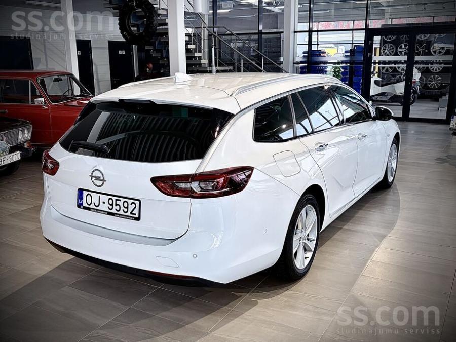 Balts Opel Insignia 2018 Dobele, ar dzinēja tilpumu 1.60 L un nobraukumu 209 tūkst. km par 10550 €, foto 4 vietnē AUTOMOTO.COM.LV