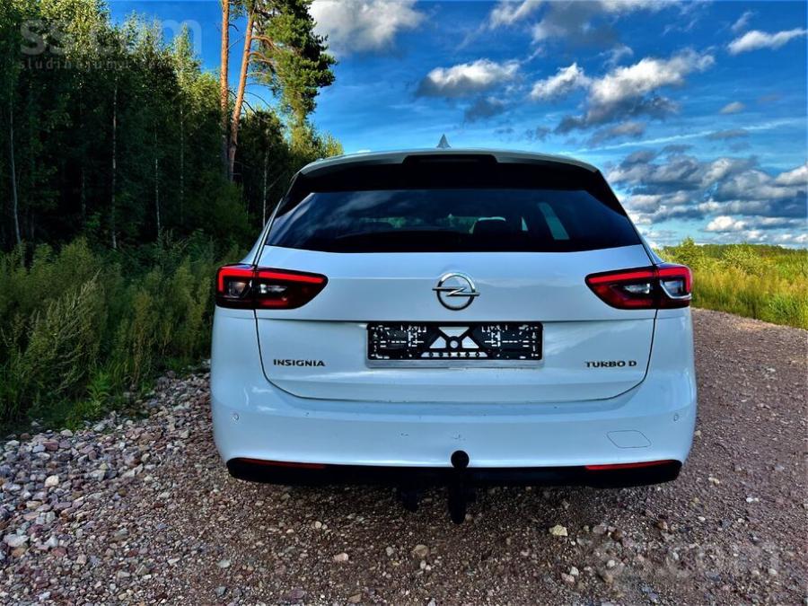 White Opel Insignia 2018 in Riga, with an engine capacity of 1.60 L and mileage of 0 thousand km for 9950 €, photo 19 on AUTOMOTO.COM.LV