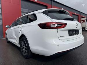 White Opel Insignia 2018 in Kaunas, with an engine capacity of 1.60 L and mileage of 142 thousand km for 6700 €, photo 6 on AUTOMOTO.COM.LV