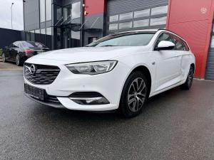 White Opel Insignia 2018 in Kaunas, with an engine capacity of 1.60 L and mileage of 142 thousand km for 6700 €, photo 9 on AUTOMOTO.COM.LV