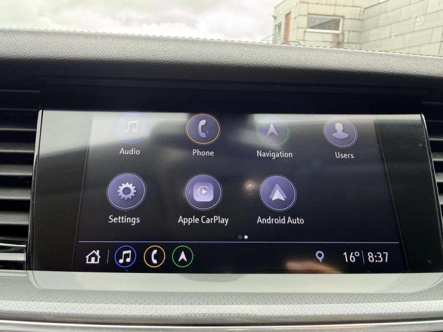 White Opel Insignia 2018 in Kaunas, with an engine capacity of 1.60 L and mileage of 142 thousand km for 6700 €, photo 18 on AUTOMOTO.COM.LV