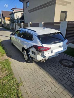 Balts Opel Insignia 2018 Viļņa, ar dzinēja tilpumu 1.60 L un nobraukumu 189 tūkst. km par 5999 €, foto 5 vietnē AUTOMOTO.COM.LV