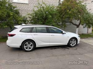White Opel Insignia 2018 in Maardu, with an engine capacity of 1.60 L and mileage of 267 thousand km for 8300 €, photo  on AUTOMOTO.COM.LV