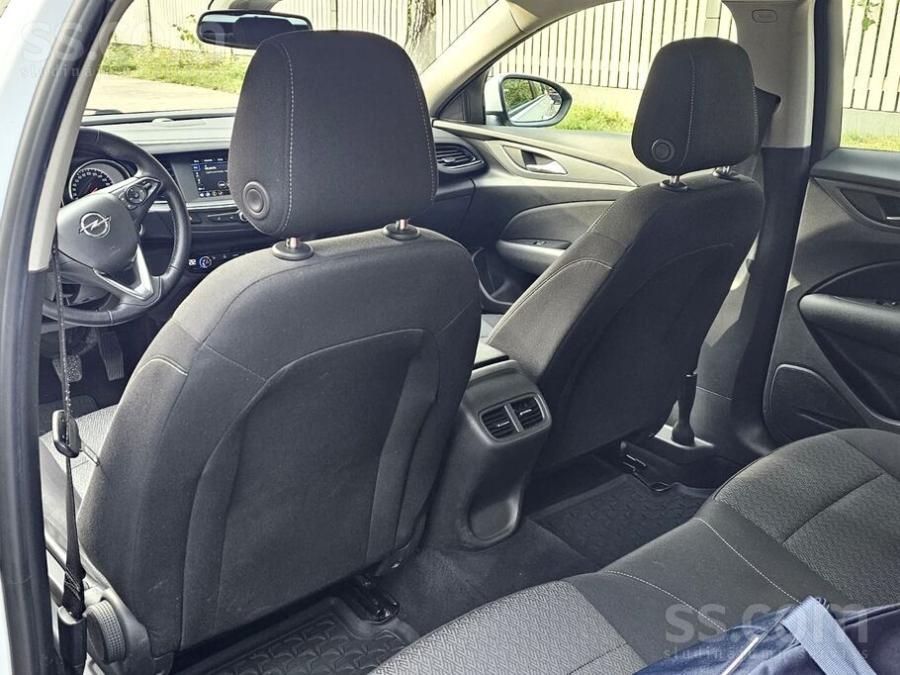 Balts Opel Insignia 2018 Rīga, ar dzinēja tilpumu 1.60 L un nobraukumu 293 tūkst. km par 5000 €, foto 7 vietnē AUTOMOTO.COM.LV