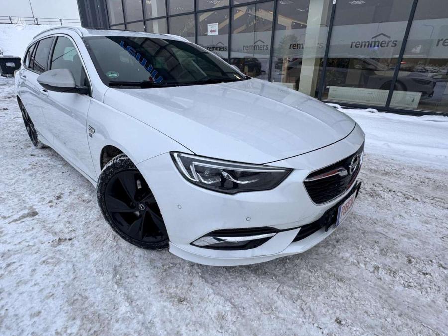 Balts Opel Insignia 2019 Viļņa, ar dzinēja tilpumu 1.96 L un nobraukumu 145 tūkst. km par 13990 €, foto 2 vietnē AUTOMOTO.COM.LV